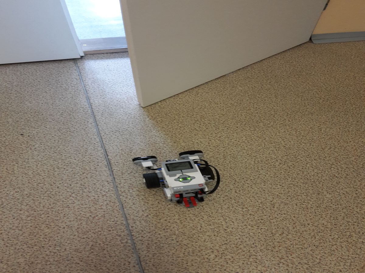 File:Toth.jpg - RoboWiki