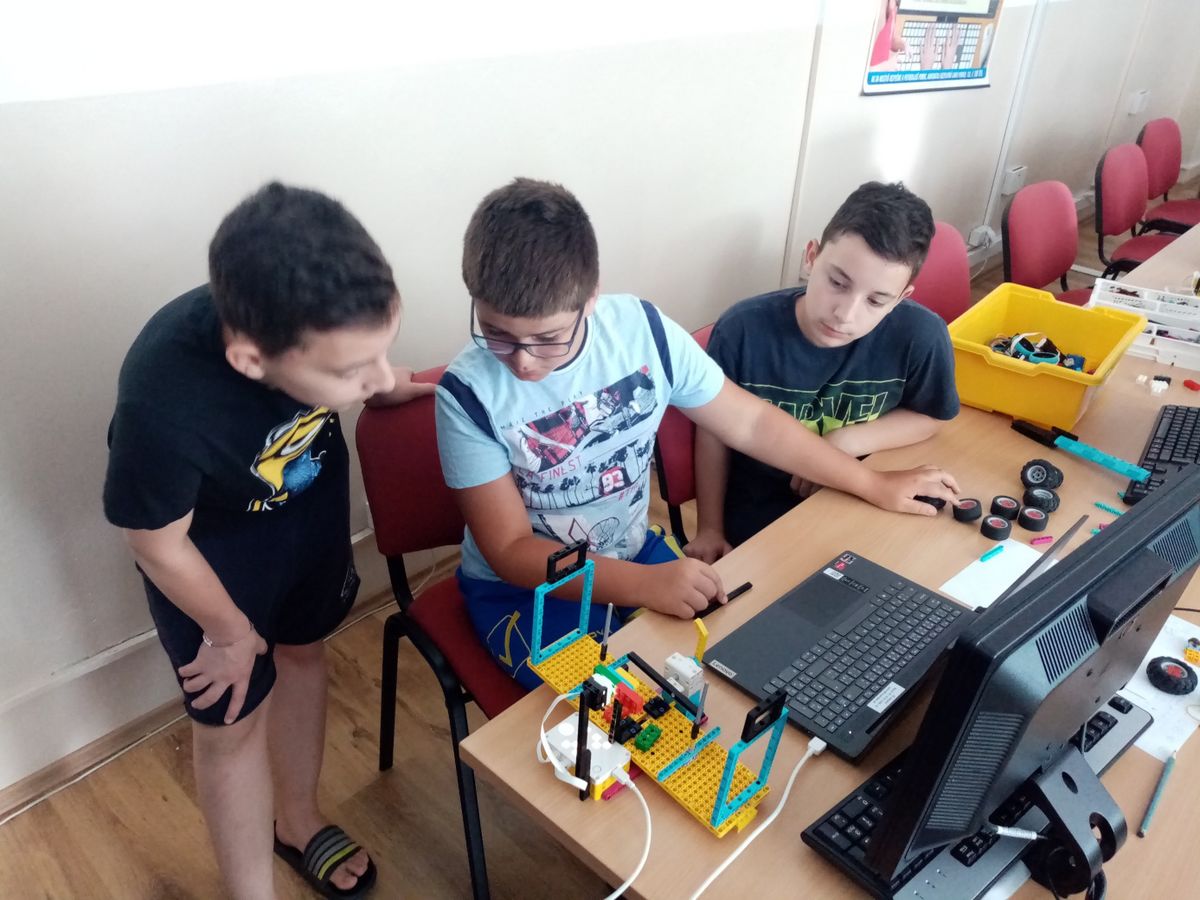 File:Jakubov-5d.jpg - RoboWiki